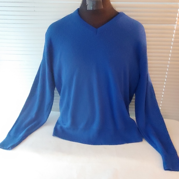 Sweaters | Mc Briar Vintage Large V Neck Sweater Blue | Poshmark